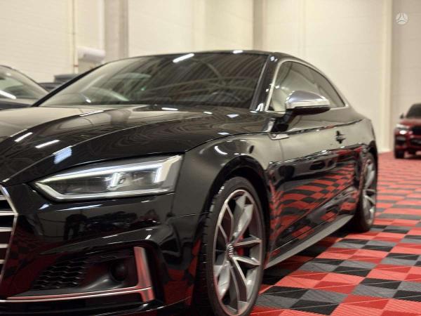 Black Audi S5 2018 in Vilnius, with an engine capacity of 3.00 L and mileage of 85 thousand km for 26800 €, photo 7 on AUTOMOTO.COM.LV