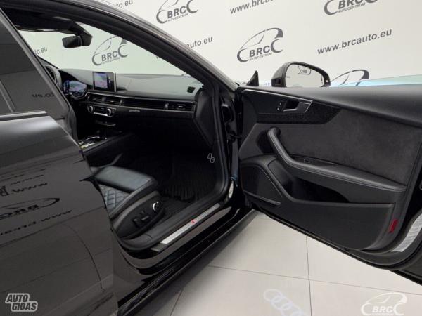 Melns Audi S5 2018 Avižieniai, ar dzinēja tilpumu 3.00 L un nobraukumu 130 tūkst. km par 23900 €, foto 9 vietnē AUTOMOTO.COM.LV