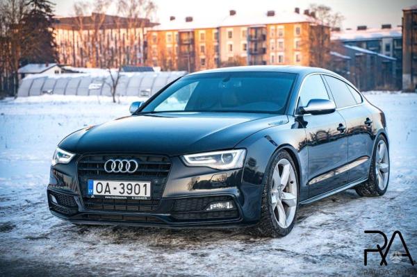 Black Audi S5 2011 in Riga, with an engine capacity of 3.00 L and mileage of 289 thousand km for 11990 €, photo 1 on AUTOMOTO.COM.LV