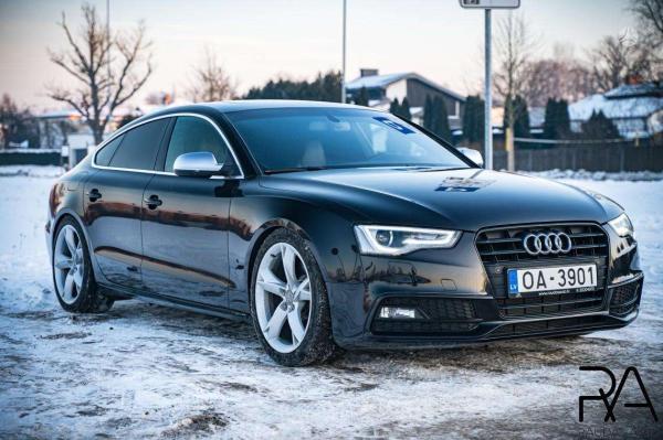 Black Audi S5 2011 in Riga, with an engine capacity of 3.00 L and mileage of 289 thousand km for 11990 €, photo 3 on AUTOMOTO.COM.LV