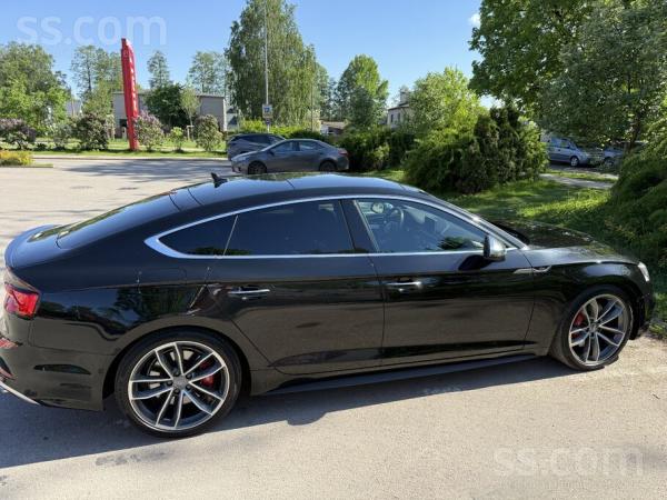 Melns Audi S5 2017 Rīga, ar dzinēja tilpumu 3.00 L un nobraukumu 185 tūkst. km par 27500 €, foto 3 vietnē AUTOMOTO.COM.LV