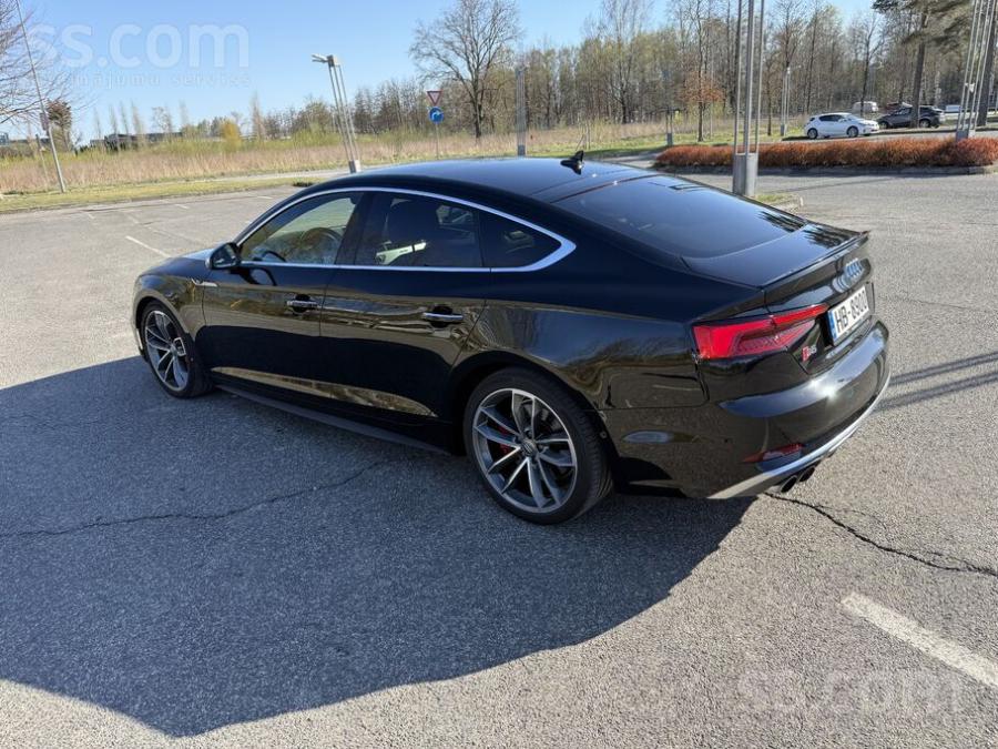 Melns Audi S5 2017 Rīga, ar dzinēja tilpumu 3.00 L un nobraukumu 185 tūkst. km par 27500 €, foto 3 vietnē AUTOMOTO.COM.LV
