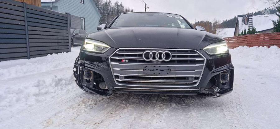 Melns Audi S5 2018 Viļņa, ar dzinēja tilpumu 3.00 L un nobraukumu 130 tūkst. km par 19600 €, foto 2 vietnē AUTOMOTO.COM.LV