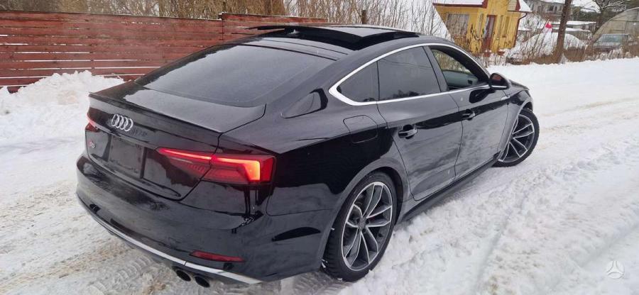 Melns Audi S5 2018 Viļņa, ar dzinēja tilpumu 3.00 L un nobraukumu 130 tūkst. km par 19600 €, foto 12 vietnē AUTOMOTO.COM.LV