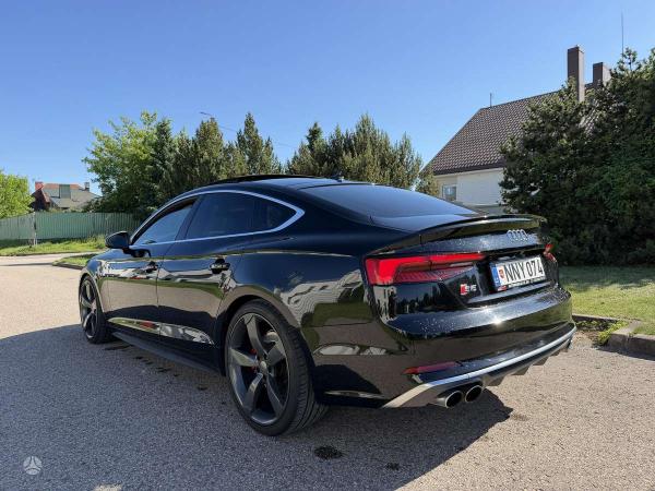 Melns Audi S5 2018 Kauņa, ar dzinēja tilpumu 3.00 L un nobraukumu 177 tūkst. km par 19500 €, foto 1 vietnē AUTOMOTO.COM.LV