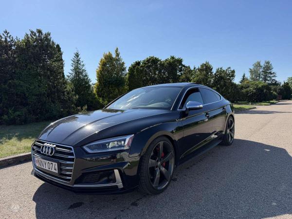 Melns Audi S5 2018 Kauņa, ar dzinēja tilpumu 3.00 L un nobraukumu 177 tūkst. km par 19500 €, foto 4 vietnē AUTOMOTO.COM.LV