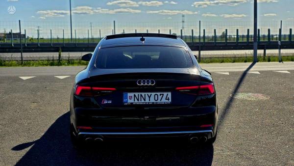 Black Audi S5 2018 in Siauliai, with an engine capacity of 3.00 L and mileage of 190 thousand km for 22000 €, photo 4 on AUTOMOTO.COM.LV