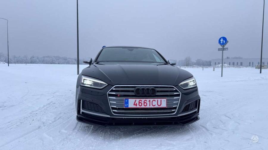 Melns Audi S5 2019 Kauņa, ar dzinēja tilpumu 3.00 L un nobraukumu 126 tūkst. km par 23750 €, foto 2 vietnē AUTOMOTO.COM.LV
