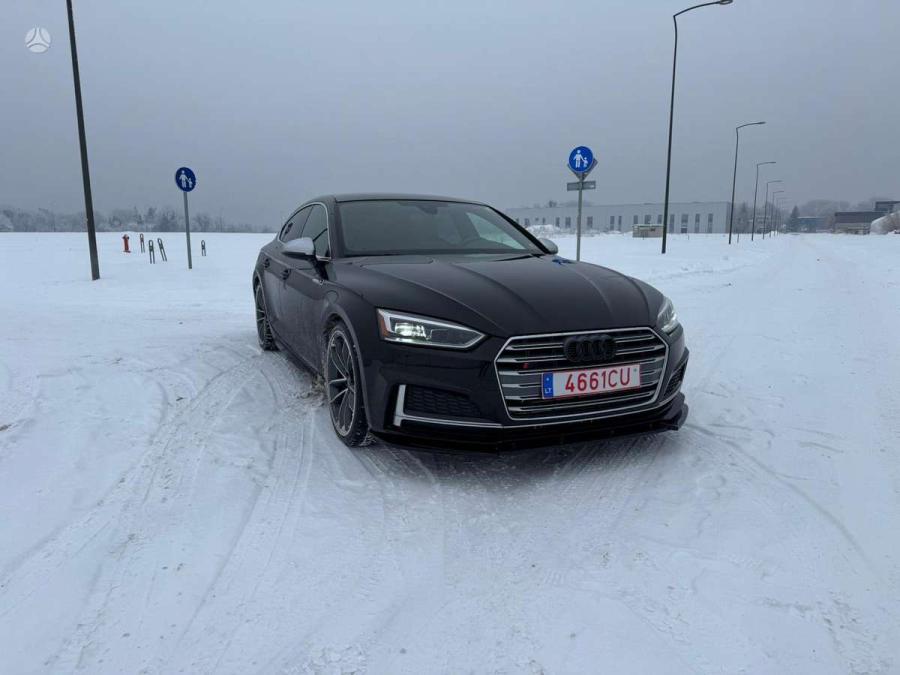 Melns Audi S5 2019 Kauņa, ar dzinēja tilpumu 3.00 L un nobraukumu 126 tūkst. km par 23750 €, foto 3 vietnē AUTOMOTO.COM.LV