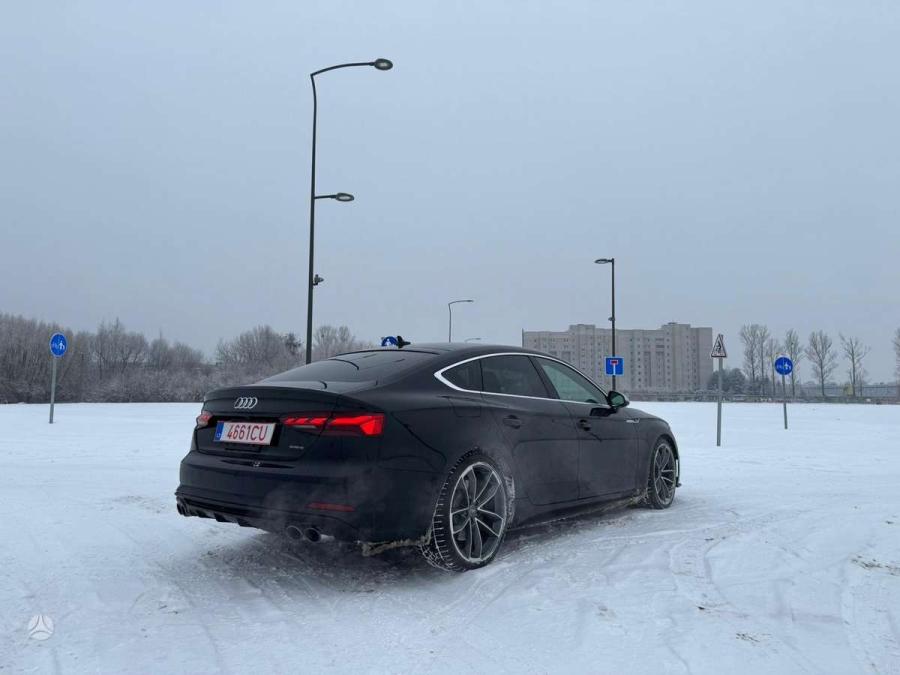 Melns Audi S5 2019 Kauņa, ar dzinēja tilpumu 3.00 L un nobraukumu 126 tūkst. km par 23750 €, foto 7 vietnē AUTOMOTO.COM.LV