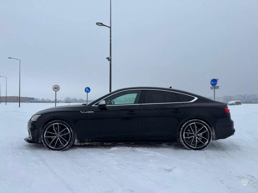 Melns Audi S5 2019 Kauņa, ar dzinēja tilpumu 3.00 L un nobraukumu 126 tūkst. km par 23750 €, foto 9 vietnē AUTOMOTO.COM.LV