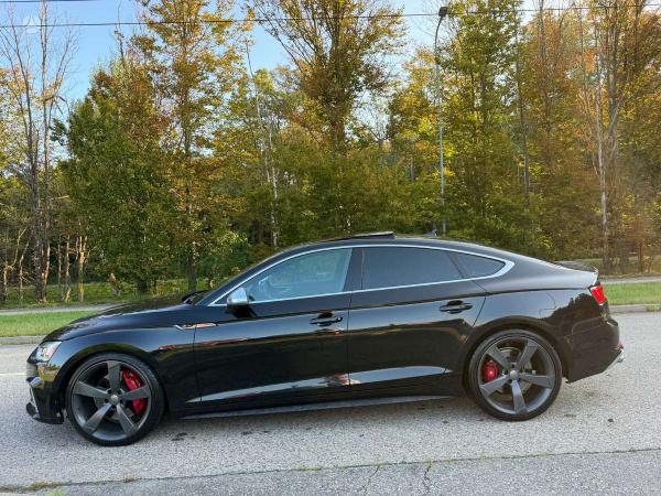Black Audi S5 2019 in Siauliai, with an engine capacity of 3.00 L and mileage of 181 thousand km for 25999 €, photo 3 on AUTOMOTO.COM.LV
