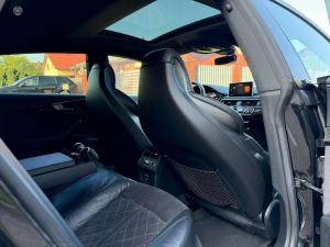 Black Audi S5 2019 in Siauliai, with an engine capacity of 3.00 L and mileage of 181 thousand km for 25999 €, photo 11 on AUTOMOTO.COM.LV