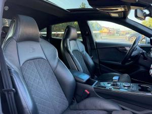 Black Audi S5 2019 in Siauliai, with an engine capacity of 3.00 L and mileage of 181 thousand km for 25999 €, photo 14 on AUTOMOTO.COM.LV