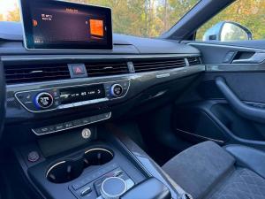 Black Audi S5 2019 in Siauliai, with an engine capacity of 3.00 L and mileage of 181 thousand km for 25999 €, photo 22 on AUTOMOTO.COM.LV