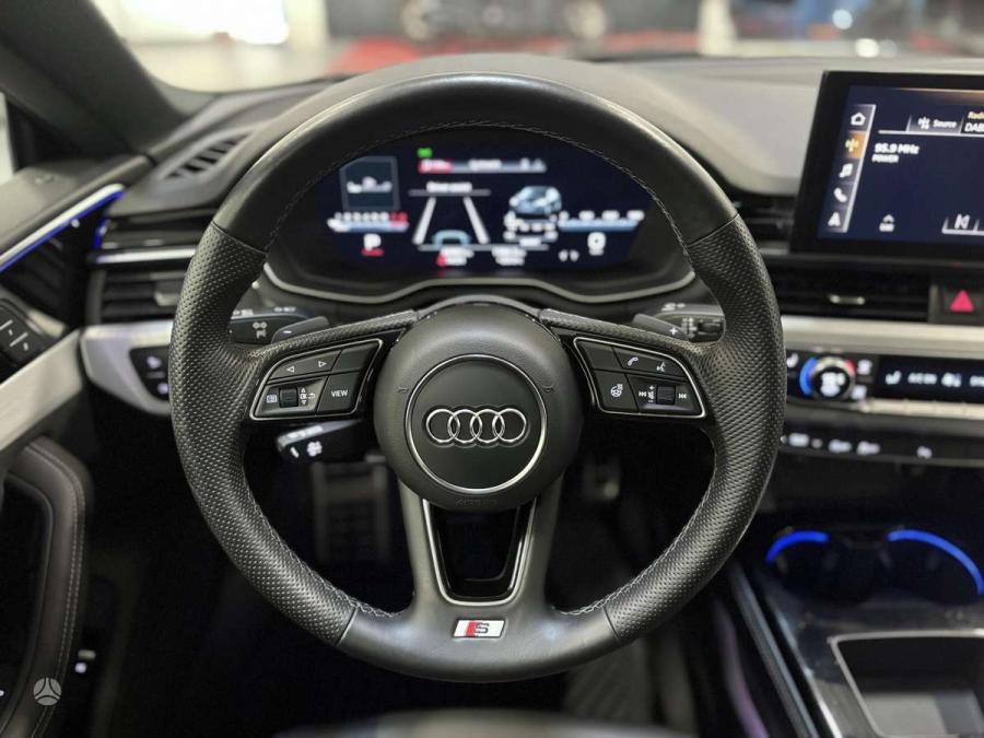 Melns Audi S5 2022 Viļņa, ar dzinēja tilpumu 3.00 L un nobraukumu 61 tūkst. km par 39400 €, foto 23 vietnē AUTOMOTO.COM.LV