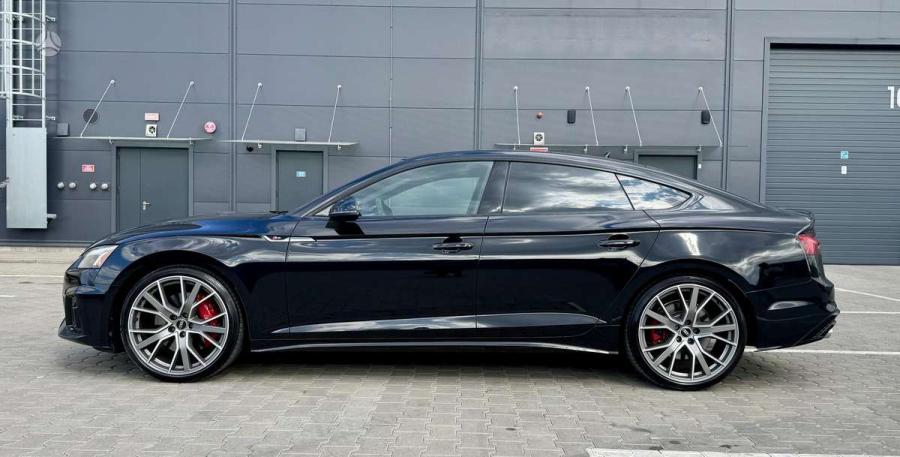 Melns Audi S5 2022 Viļņa, ar dzinēja tilpumu 3.00 L un nobraukumu 61 tūkst. km par 35890 €, foto 7 vietnē AUTOMOTO.COM.LV
