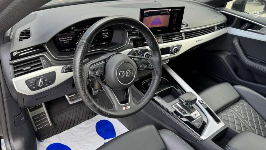 Melns Audi S5 2022 Viļņa, ar dzinēja tilpumu 3.00 L un nobraukumu 61 tūkst. km par 35890 €, foto 14 vietnē AUTOMOTO.COM.LV