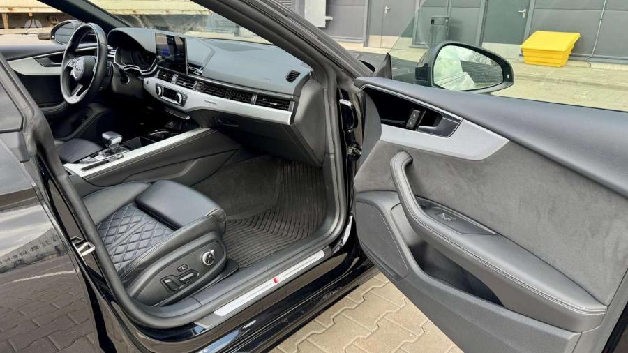 Melns Audi S5 2022 Viļņa, ar dzinēja tilpumu 3.00 L un nobraukumu 61 tūkst. km par 35890 €, foto 19 vietnē AUTOMOTO.COM.LV
