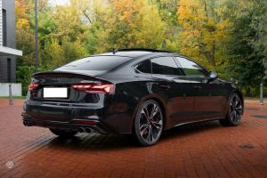 Black Audi S5 2023 in Vilnius, with an engine capacity of 3.00 L and mileage of 29 thousand km for 37950 €, photo 5 on AUTOMOTO.COM.LV