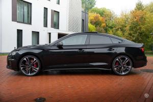 Black Audi S5 2023 in Vilnius, with an engine capacity of 3.00 L and mileage of 29 thousand km for 37950 €, photo 8 on AUTOMOTO.COM.LV