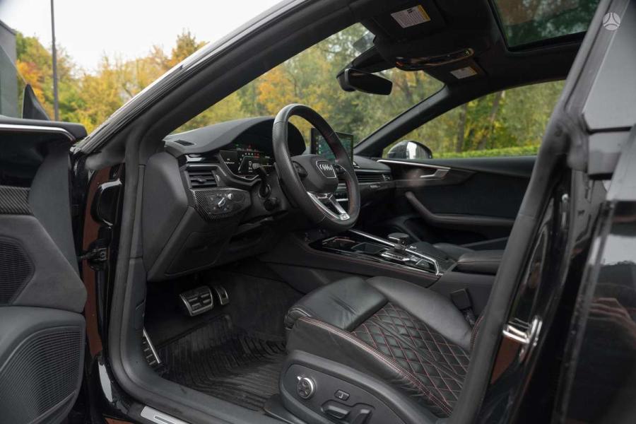 Black Audi S5 2023 in Vilnius, with an engine capacity of 3.00 L and mileage of 29 thousand km for 37950 €, photo 13 on AUTOMOTO.COM.LV