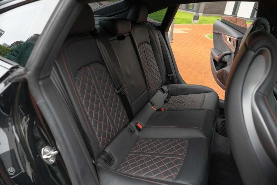 Black Audi S5 2023 in Vilnius, with an engine capacity of 3.00 L and mileage of 29 thousand km for 37950 €, photo 16 on AUTOMOTO.COM.LV