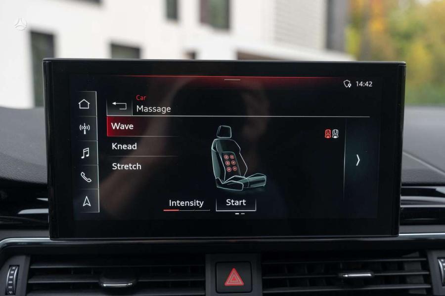 Black Audi S5 2023 in Vilnius, with an engine capacity of 3.00 L and mileage of 29 thousand km for 37950 €, photo 29 on AUTOMOTO.COM.LV
