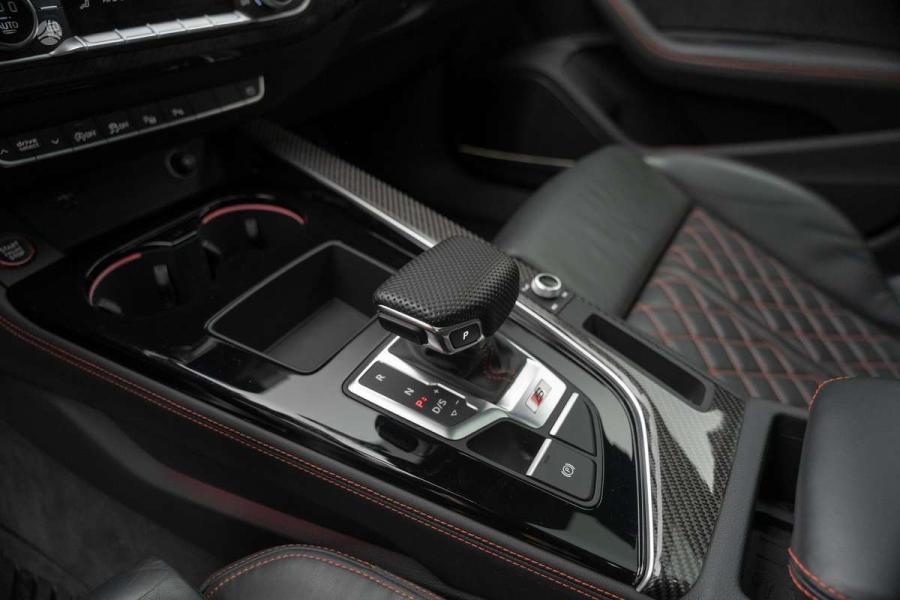 Black Audi S5 2023 in Vilnius, with an engine capacity of 3.00 L and mileage of 29 thousand km for 37950 €, photo 32 on AUTOMOTO.COM.LV
