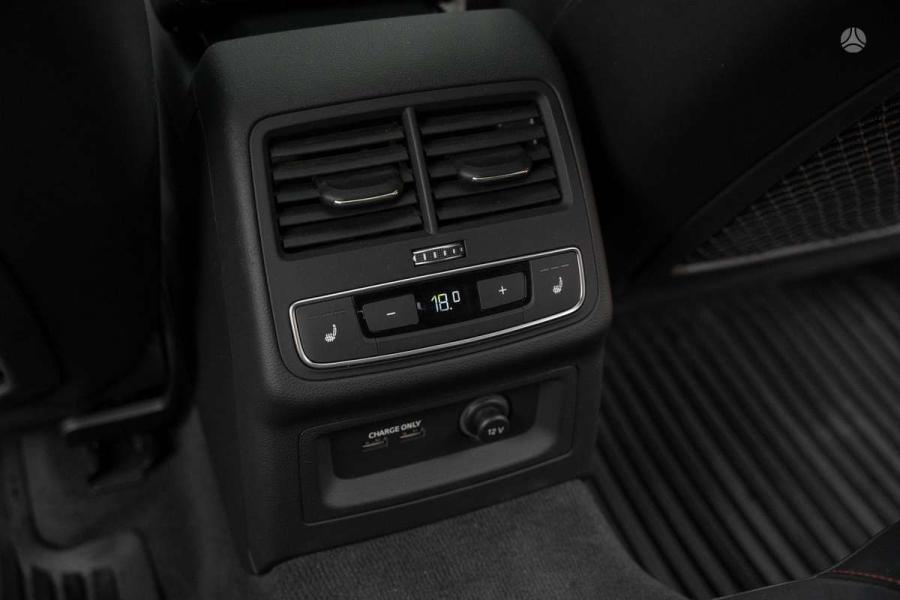 Black Audi S5 2023 in Vilnius, with an engine capacity of 3.00 L and mileage of 29 thousand km for 37950 €, photo 33 on AUTOMOTO.COM.LV