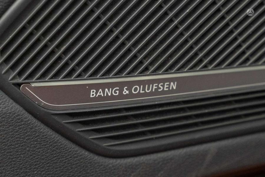 Black Audi S5 2023 in Vilnius, with an engine capacity of 3.00 L and mileage of 29 thousand km for 37950 €, photo 34 on AUTOMOTO.COM.LV