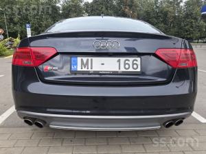 Blue Audi S5 2012 in Riga, with an engine capacity of 3.00 L and mileage of 331 thousand km for 9900 €, photo 4 on AUTOMOTO.COM.LV