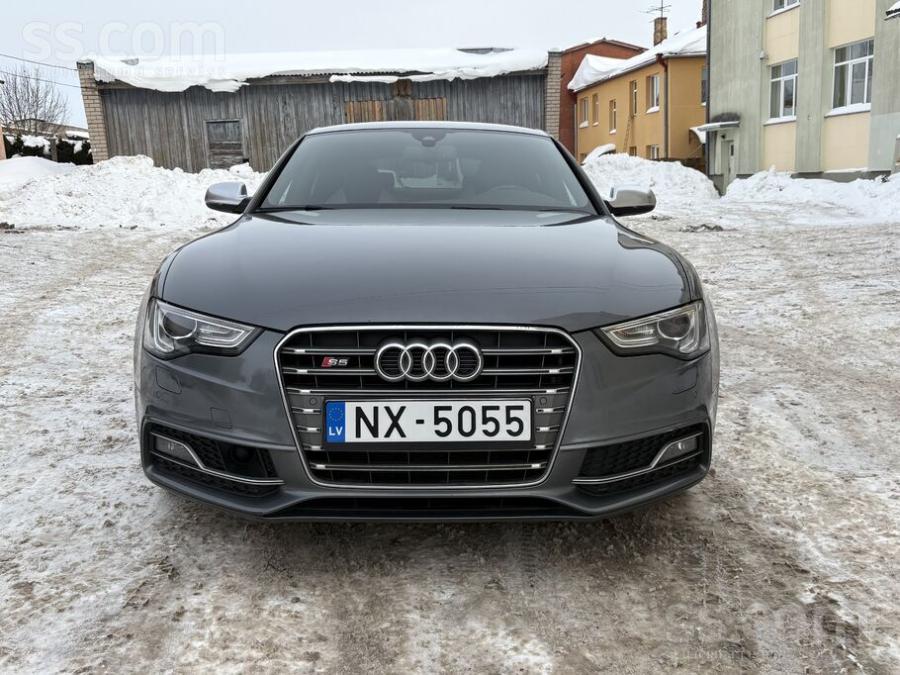 Zils Audi S5 2013 Madona, ar dzinēja tilpumu 3.00 L un nobraukumu 235 tūkst. km par 15750 €, foto 1 vietnē AUTOMOTO.COM.LV