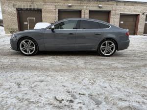 Zils Audi S5 2013 Madona, ar dzinēja tilpumu 3.00 L un nobraukumu 235 tūkst. km par 15750 €, foto 3 vietnē AUTOMOTO.COM.LV