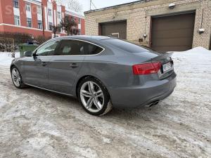 Zils Audi S5 2013 Madona, ar dzinēja tilpumu 3.00 L un nobraukumu 235 tūkst. km par 15750 €, foto 4 vietnē AUTOMOTO.COM.LV