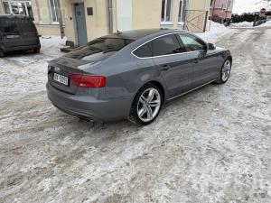 Zils Audi S5 2013 Madona, ar dzinēja tilpumu 3.00 L un nobraukumu 235 tūkst. km par 15750 €, foto 5 vietnē AUTOMOTO.COM.LV