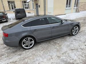 Zils Audi S5 2013 Madona, ar dzinēja tilpumu 3.00 L un nobraukumu 235 tūkst. km par 15750 €, foto 8 vietnē AUTOMOTO.COM.LV