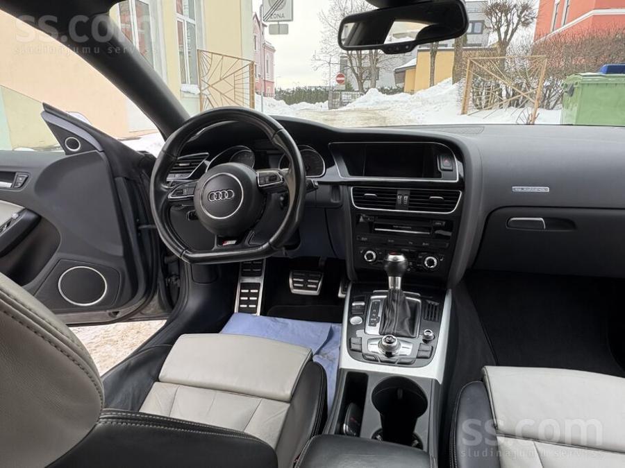 Zils Audi S5 2013 Madona, ar dzinēja tilpumu 3.00 L un nobraukumu 235 tūkst. km par 15750 €, foto 16 vietnē AUTOMOTO.COM.LV