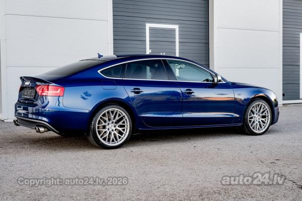 Zils Audi S5 2015 Pērnava, ar dzinēja tilpumu 3.00 L un nobraukumu 195 tūkst. km par 19900 €, foto 10 vietnē AUTOMOTO.COM.LV