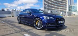 Zils Audi S5 2018 Tallina, ar dzinēja tilpumu 3.00 L un nobraukumu 95 tūkst. km par 37600 €, foto  vietnē AUTOMOTO.COM.LV