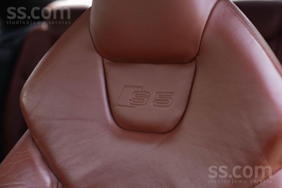 Серый Ауди С5 2008 в Рига, объемом двигателя 4.20 л и пробегом 250 тыс. км за 11990 €, фото 13 на AUTOMOTO.COM.LV