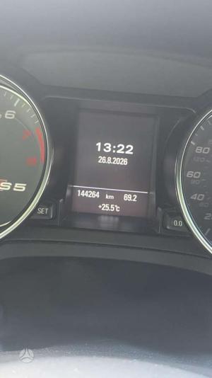 Pelēks Audi S5 2010 Klaipėda, ar dzinēja tilpumu 4.16 L un nobraukumu 145 tūkst. km par 11000 €, foto 8 vietnē AUTOMOTO.COM.LV