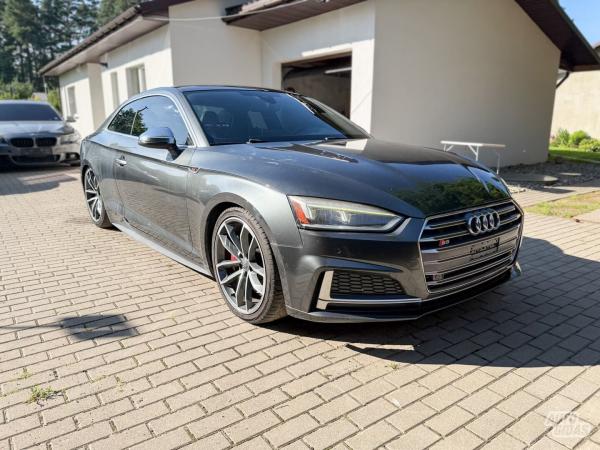 Grey Audi S5 2018 in Vilnius, with an engine capacity of 3.00 L and mileage of 221 thousand km for 13950 €, photo 1 on AUTOMOTO.COM.LV