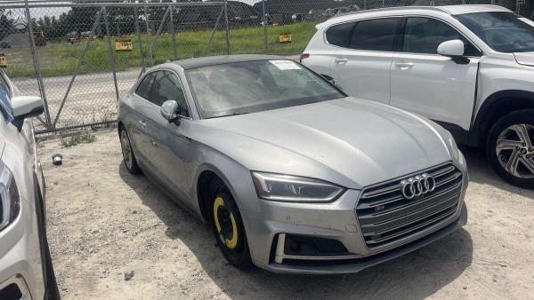 Grey Audi S5 2018 in Vilnius, with an engine capacity of 3.00 L and mileage of 305 thousand km for 11700 €, photo 3 on AUTOMOTO.COM.LV