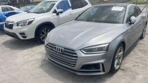 Grey Audi S5 2018 in Vilnius, with an engine capacity of 3.00 L and mileage of 305 thousand km for 11700 €, photo 5 on AUTOMOTO.COM.LV