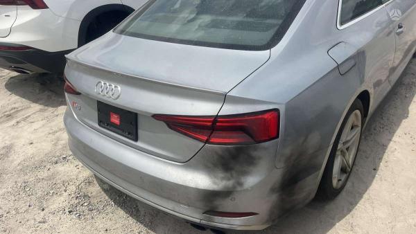 Grey Audi S5 2018 in Vilnius, with an engine capacity of 3.00 L and mileage of 305 thousand km for 11700 €, photo 10 on AUTOMOTO.COM.LV