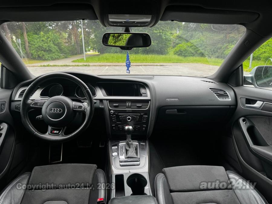 Grey Audi S5 2012 in Tallinn, with an engine capacity of 3.00 L and mileage of 0 thousand km for 17500 €, photo 7 on AUTOMOTO.COM.LV