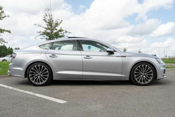 Grey Audi S5 2018 in Vilnius, with an engine capacity of 3.00 L and mileage of 144 thousand km for 23850 €, photo 9 on AUTOMOTO.COM.LV