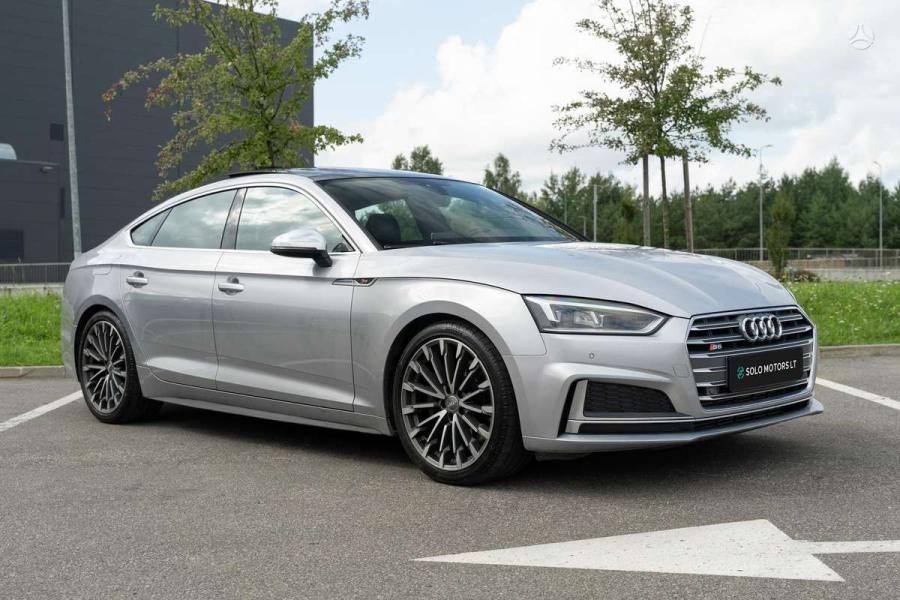 Grey Audi S5 2018 in Vilnius, with an engine capacity of 3.00 L and mileage of 144 thousand km for 23850 €, photo 10 on AUTOMOTO.COM.LV
