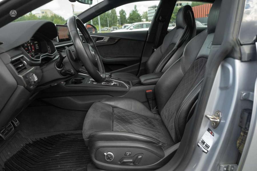 Grey Audi S5 2018 in Vilnius, with an engine capacity of 3.00 L and mileage of 144 thousand km for 23850 €, photo 15 on AUTOMOTO.COM.LV